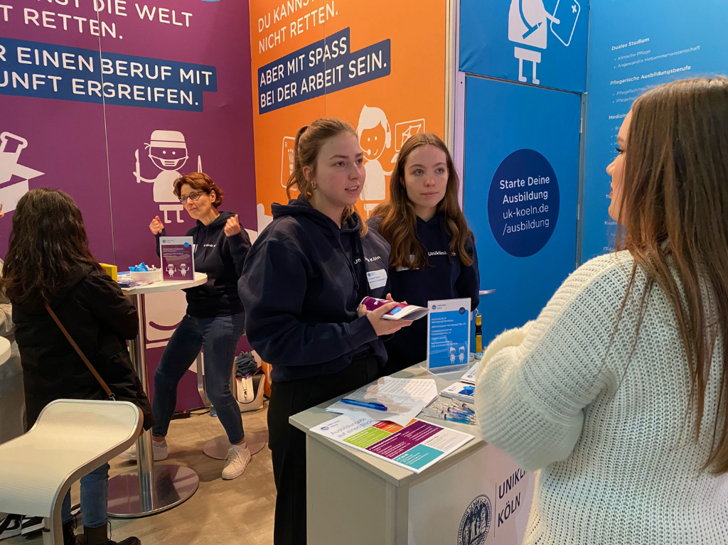 Uniklinik Köln begeistert potenzielle Azubis | Uniklinik Köln