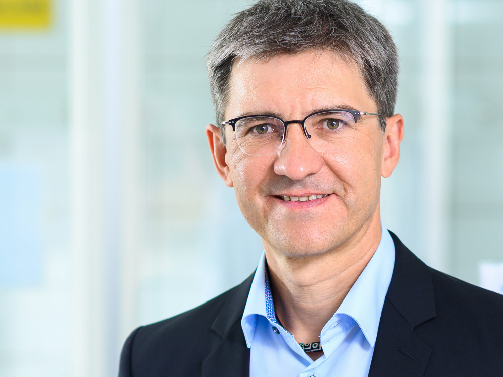 Prof. Langmann zu Gast im neuen ProRetina-Podcast | Uniklinik Köln